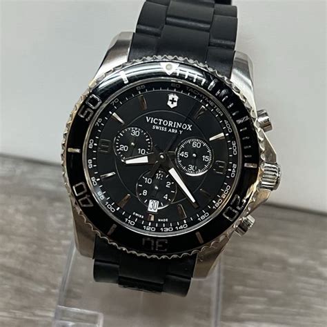 Victorinox Swiss Army Maverick Chronograph Quartz Black 241696 Mens