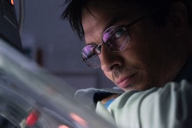 ‘v Wars Season 2 Netflix Release Date Trailer Renewal And Dezs Fate