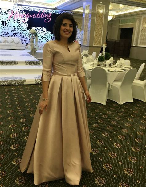 Modest Plus Size Evening Gowns 2017 Half Sleeves Ruched Long Prom