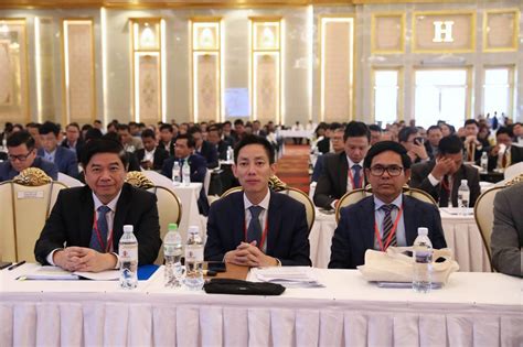 ឧបនាយករដ្ឋមន្ដ្រី ហ៊ុន ម៉ានី បង្ហាញមោទនភាពចំពោះការបោះជំហានឆ្ពោះទៅមុខ នៃវិស័យមុខងារសាធារណៈ