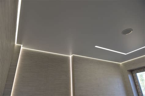 Натяжной потолок в ванной в частном доме. - Натяжные потолки "Смарт"