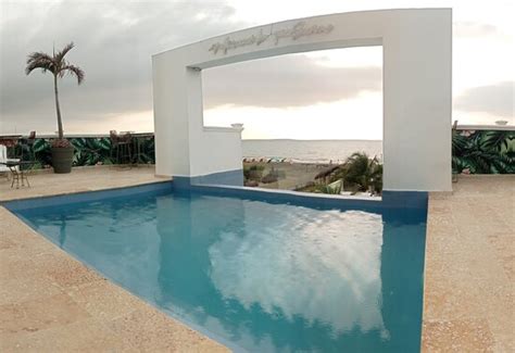 Coco Beach Hotel Rooftop And Beach Club Prices And Bandb Reviews La