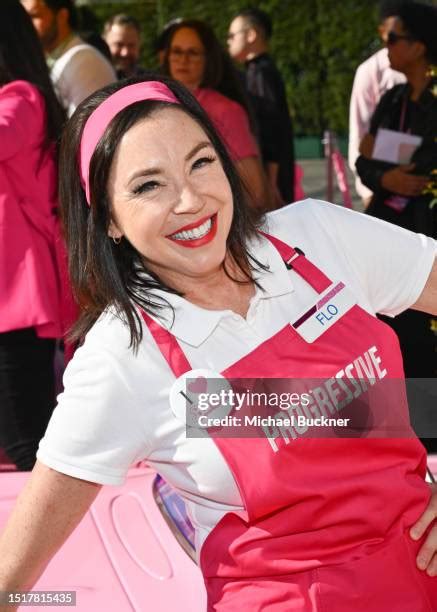 Flo Progressive Photos And Premium High Res Pictures Getty Images