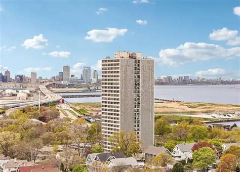 Bay View Milwaukee Wi Homes For Sale And Real Estate Redfin