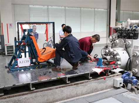 儿童安全座椅碰撞实验方法 标准集团