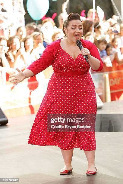 Hairspray Film Title Photos And Premium High Res Pictures Getty Images