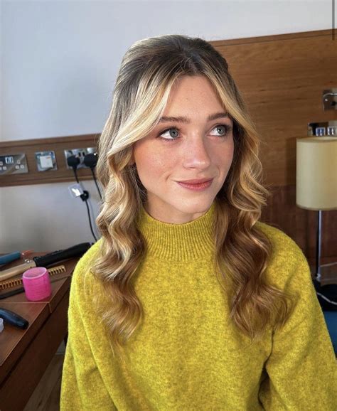 Natalia Dyer Stranger Things Rscifibabes