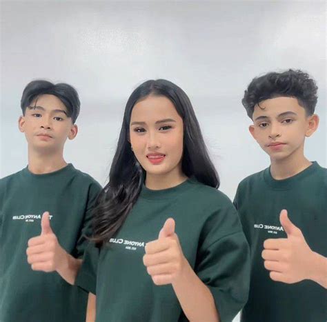 Trio Wallad Chloe And Yeahbert