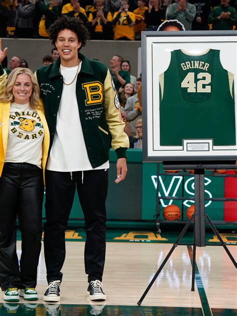 Brittney Griner Schiaccia Baylor