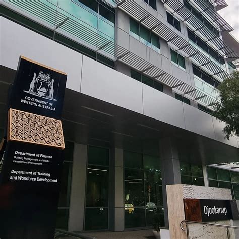 Beyond All Bounds Beyondallbounds • Threads Say More