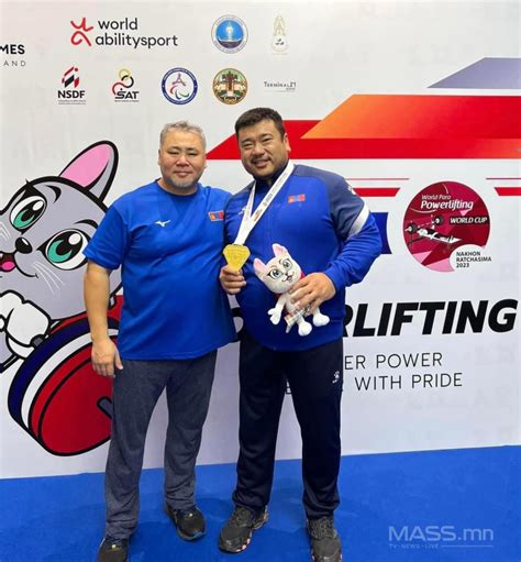 Хөдөлмөрийн баатар гавьяат тамирчин Э Содномпилжээ алтан медаль хүртлээ