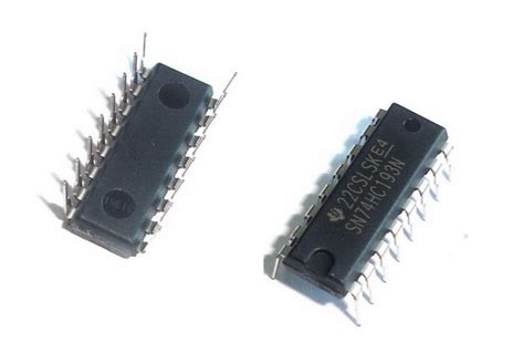 74193 Synchronous 4 Bit Binary Counter With Dual Clock BAYMAX