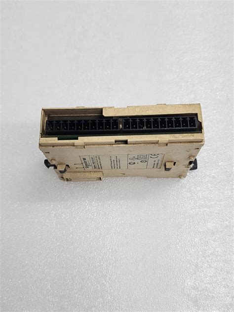 Schneider Electric Tm2dra16rt Discrete Output Module