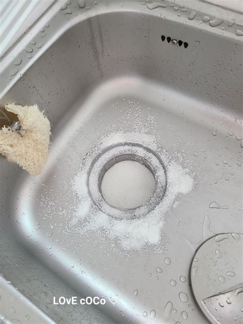 싱크대 배수구 청소 시 팔팔 끓인 물 부으면 안 된다고 네이버 블로그