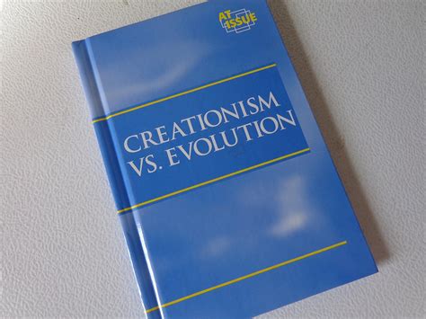 Creationism Vs Evolution At Issue Series 9780737707953