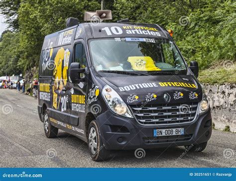 Mobile Official Souvenirs Shop Of Le Tour De France Editorial Photo Image Of Pyrennes Asphalt