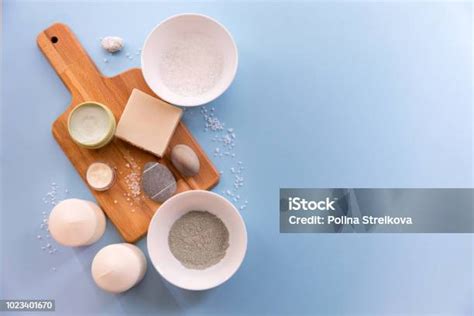 수 제 화장품입니다 뷰티 스파 휴식 살롱 하루 Flatlay 점토 바다 소금 크림 비누 개념에 대한 스톡 사진 및 기타 이미지 Istock