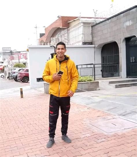 Chico Simpático Venezolano Dotado Flaco Alto Vergón Parroquia Santa Bárbara