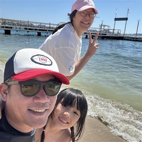 หมวกมือ 2 นำเข้า 17 ประมูลบิทแรก 60 บาท หรือมากกว่าลงท้ายด้วย 0 ‼️บิทต่อไปบิทละ 20 30 50