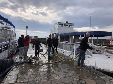 ФОТО Откако нуркачите го исчистија дното на езерото на Кејот денеска