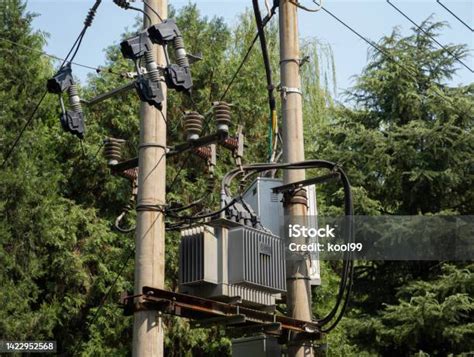 Transformator Listrik Foto Stok Unduh Gambar Sekarang Alam Bahan Bakar Dan Pembangkit