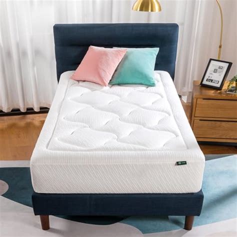 I Tried The Zinus Cloud Memory Foam Mattress And Heres Why Its A Game