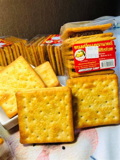 ขนมปังแครกเกอร์ Line Shopping