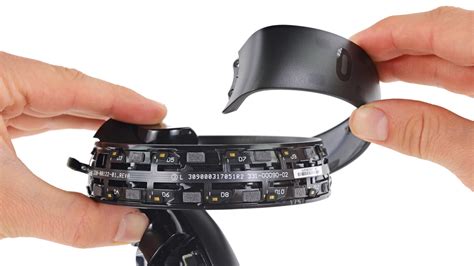 Oculus Touch Insides Revealed In Detailed Teardown