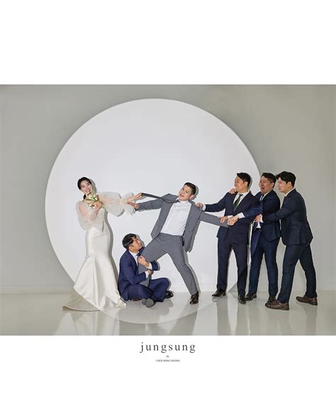 정성스튜디오대구웨딩스튜디오단독촬영 𝑗𝑢𝑛𝑔𝑠𝑢𝑛𝑔 𝑠𝑡𝑢𝑑𝑖𝑜⁎⁺ 미녀와 야수의 네버엔딩 스토리🌹🦁 ㆍ ㆍ 우리는 대표작가와 서브스냅작가가 함께 두분만의 매력을