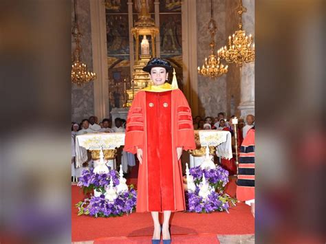 Photo Gallery พระราชินี ทรงเป็นประธานเปิดงาน 50 ปี แห่งการก่อตั้งมหาวิทยาลัยอัญสัมชัญ