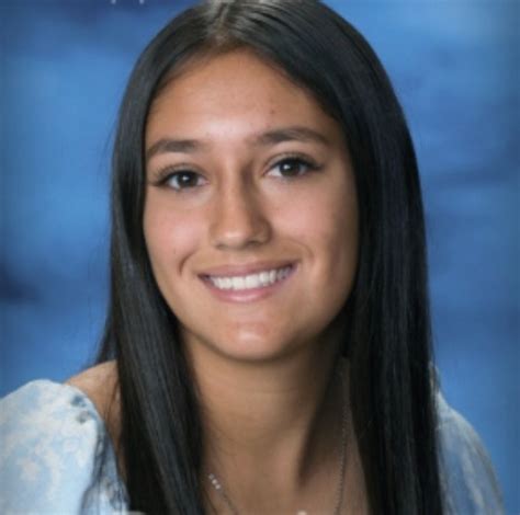 Raton High School Senior 2025 Spotlight Elaina Grace Gigante Krtn