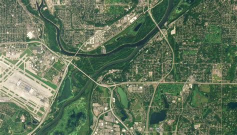 Planetscope Data And Deep Learning Models Detect Invasive Plant Species