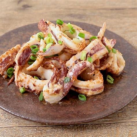 ピリ辛 マヨ七味のシンプルイカ焼き 作り方レシピ クラシル レシピ レシピ いか レシピ イカ レシピ