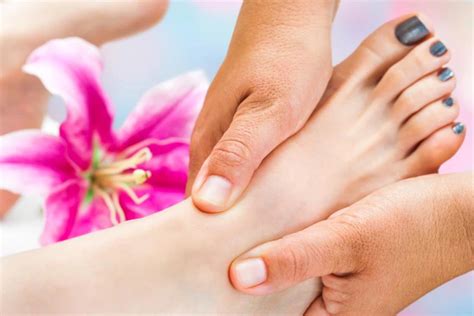 How To Massage Feet For Circulation A Step By Step Guide To Improving Foot Health Through