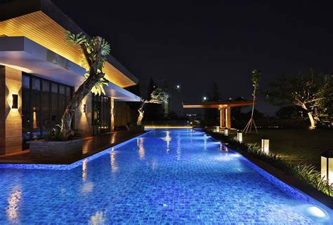Reflecting Pool Light Architectalexander Hudianto