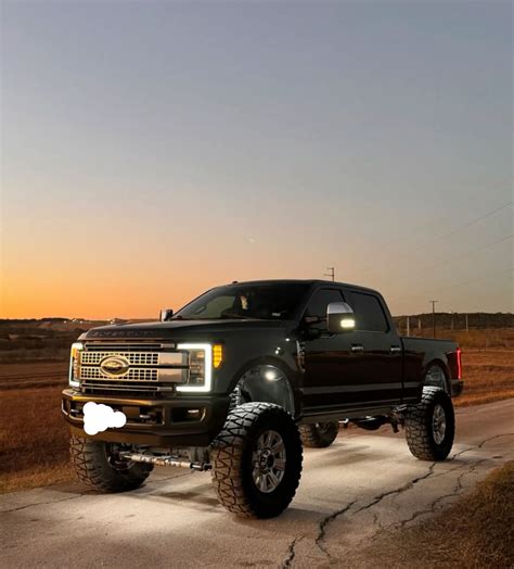 Pin By Morgan On Trucks Trucks Lifted Diesel Jacked Up Trucks