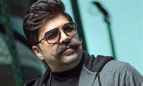 چهره جدید بهنام بانی در روز عاشورا عکس