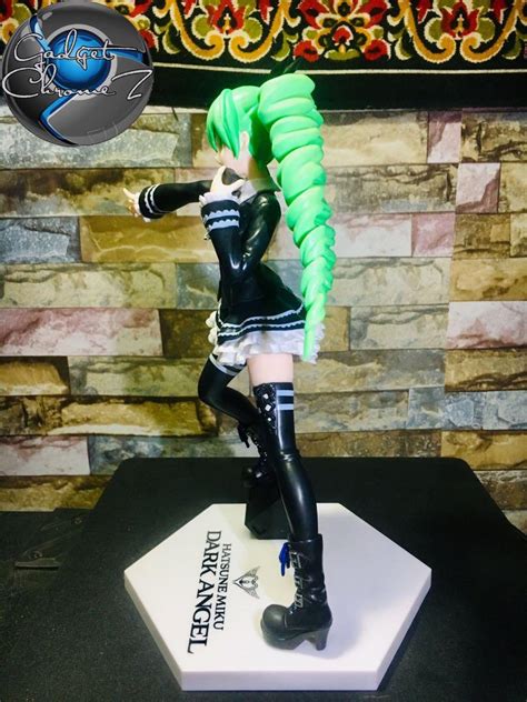 Hatsune Miku Dark Angel Action Figure Authentic Hobbies Toys Toys Games On Carousell
