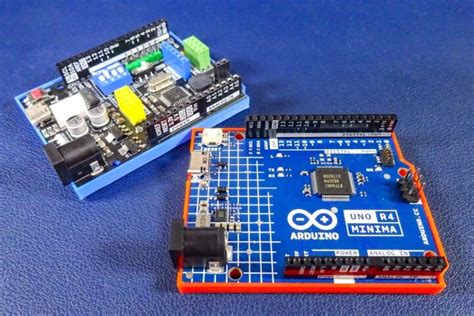 【電子工作 Arduino】新しく登場した『arduino Uno R4 Minima』を使ってみました！基本仕様等まとめ！ ぶらり＠web走り書き