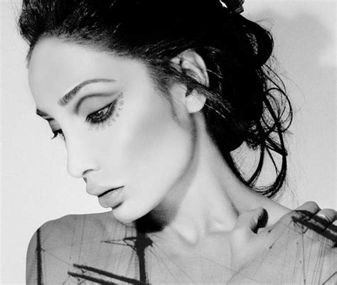 Indian Celebrity Sexy Girls Pakistani Actress Sofia Hayat Hot