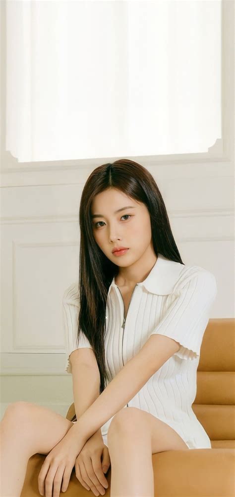 Pin On Kang Hyewon