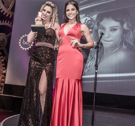 Imagem Em Foco Elisa Sanches