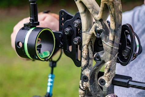 How To Use A Bow Sight Detailed Guide