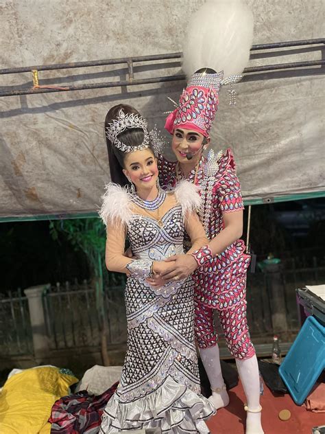 นางเอก น้องอาย ถ้าจริง จริงจัง จริงใจ แน่นอน ต้องไปสาบานเสียก่อน ต่อหน้าย่าโม 💕 หลานย่าโม ️ 🎆