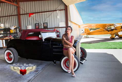 Model Nikolart Prague Boudoir Flygirls Pin Ups