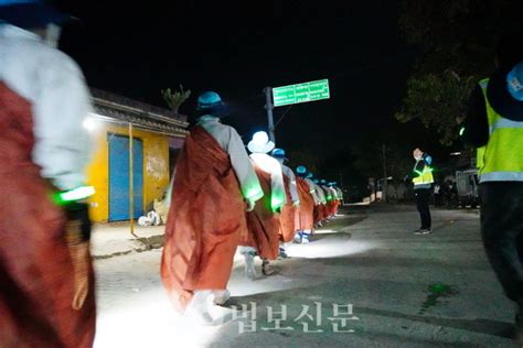 [상월결사 인도순례 4일차] 새벽 2시 도량석·예불로 시작…108배·금강경 독송으로 매일 회향