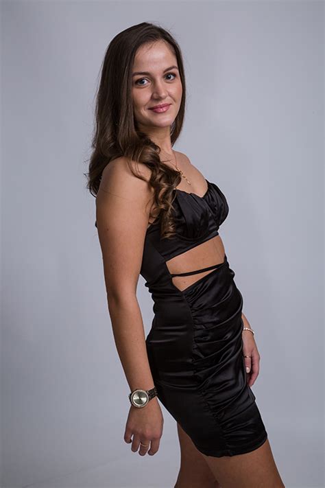 Jade Emma Model Folio