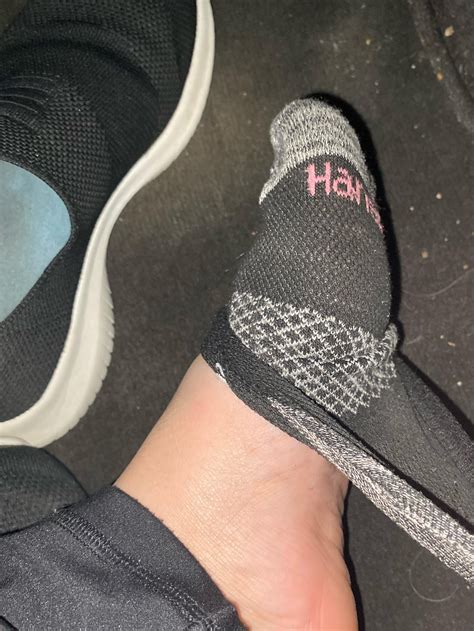 Long Day On My Feet Need A Foot Rub 🥱 R Barefootinthecar
