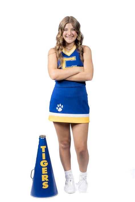 Young Blondie Cheerleader By Hanzo Hasashi On Deviantart