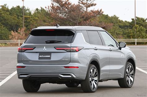 【三菱 アウトランダーphev 新型試乗】新バッテリーと新オーディオが走りにもたらす恩恵…諸星陽一 1枚目の写真・画像 レスポンス
